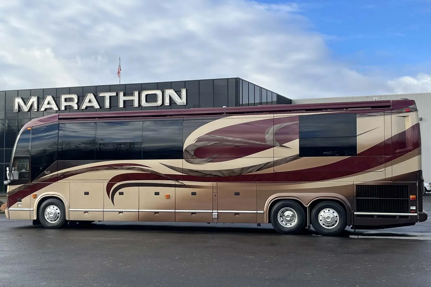 Home | JLH Coachworks