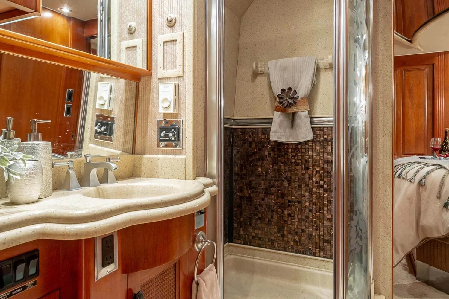 Home | JLH Coachworks