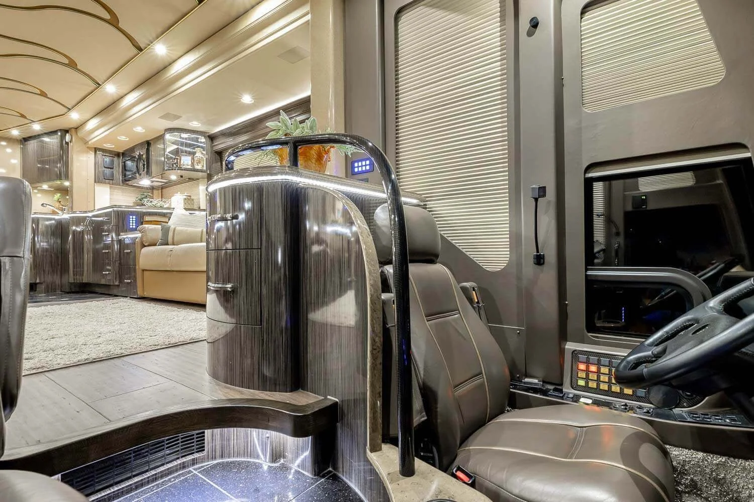 Home | JLH Coachworks