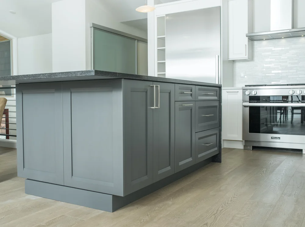 Redmond Renovation — No. 1 — remont construction