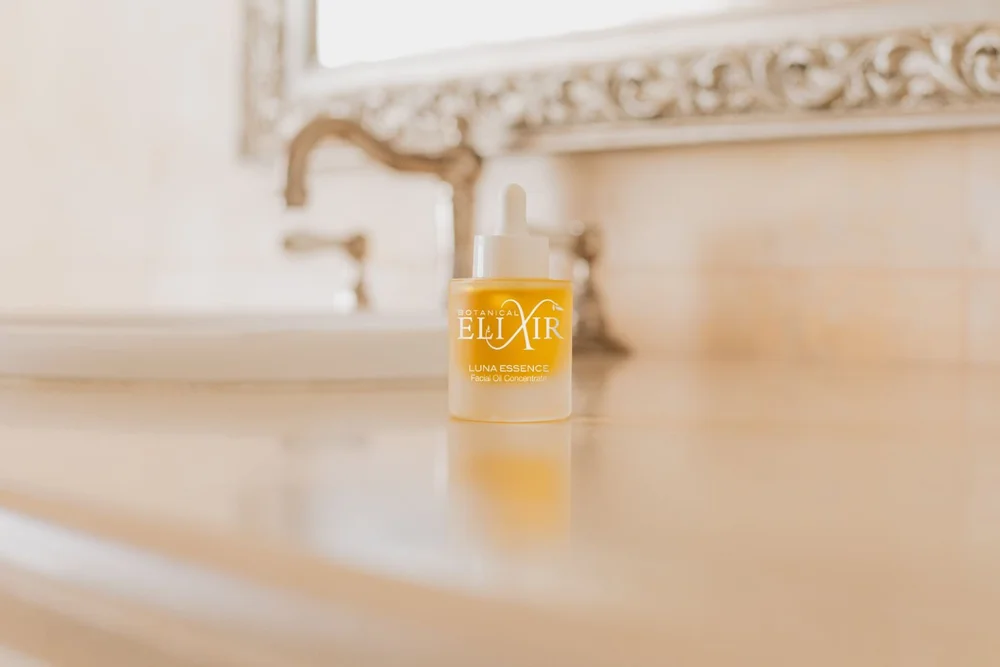 Botanical Elixir | Sustainable Organic Skincare | Woman empowerment