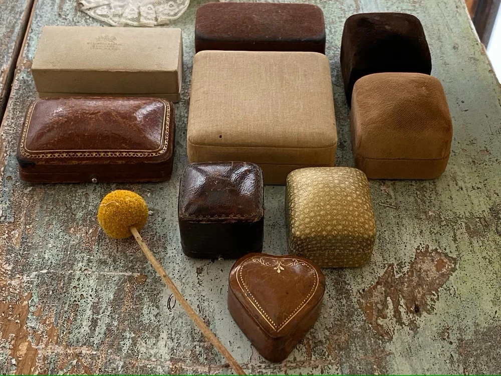 Unveiling Elegance: The History and Collectibility of Jewelry Boxes ...