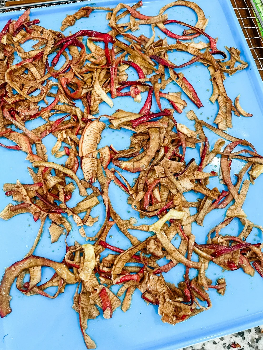 APPLE PEEL CANDY — Simply Laura Dee