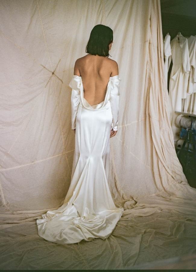 BON BRIDÉ — MRS W