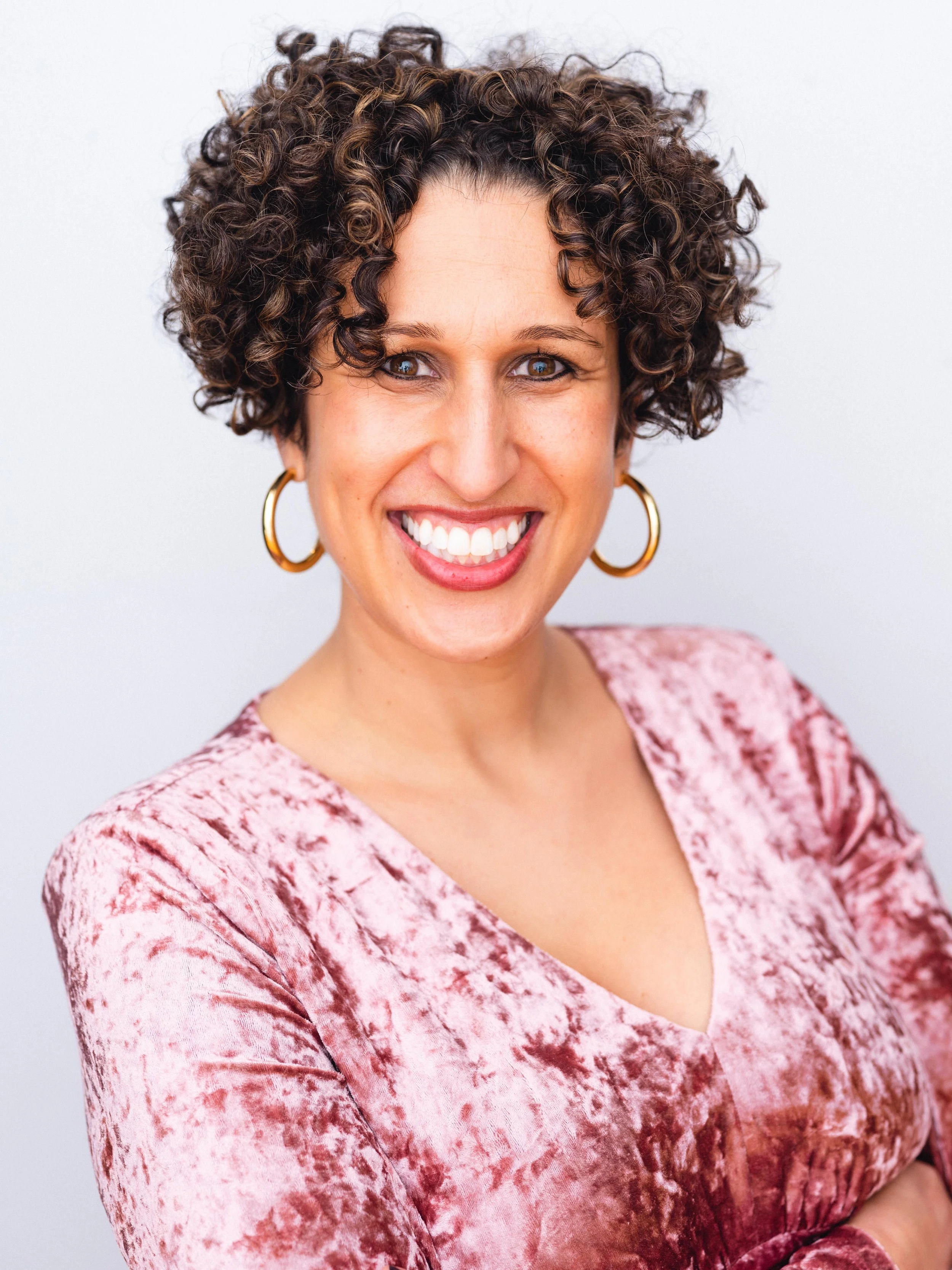 Dr. Nadia Santana