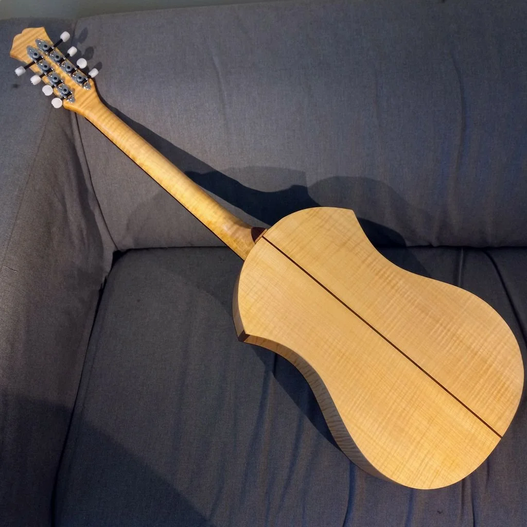 Mandocello — Y. Stern String Instruments