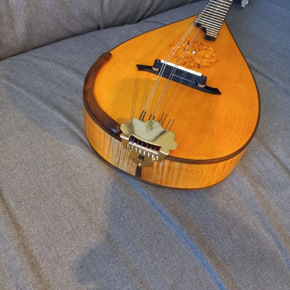 Mandolin — Y. Stern String Instruments