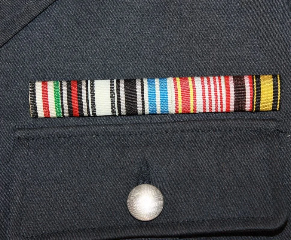 Colonel Klink & Sergeant Shultz (Hogans Heros): — The Military Mark