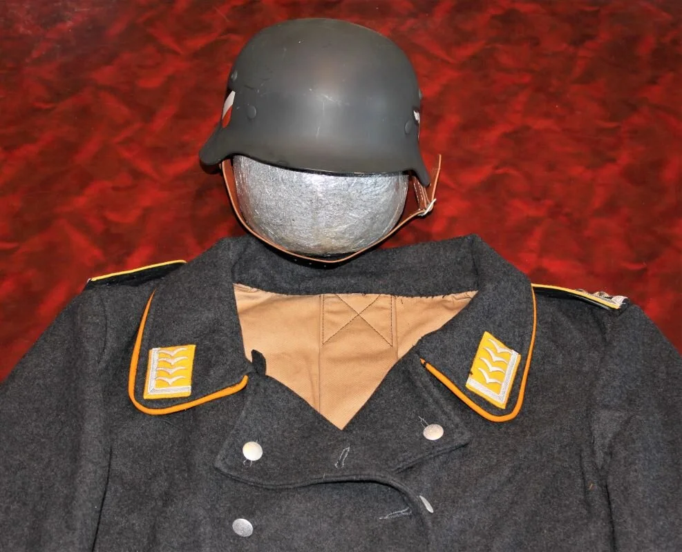 Colonel Klink & Sergeant Shultz (Hogans Heros): — The Military Mark