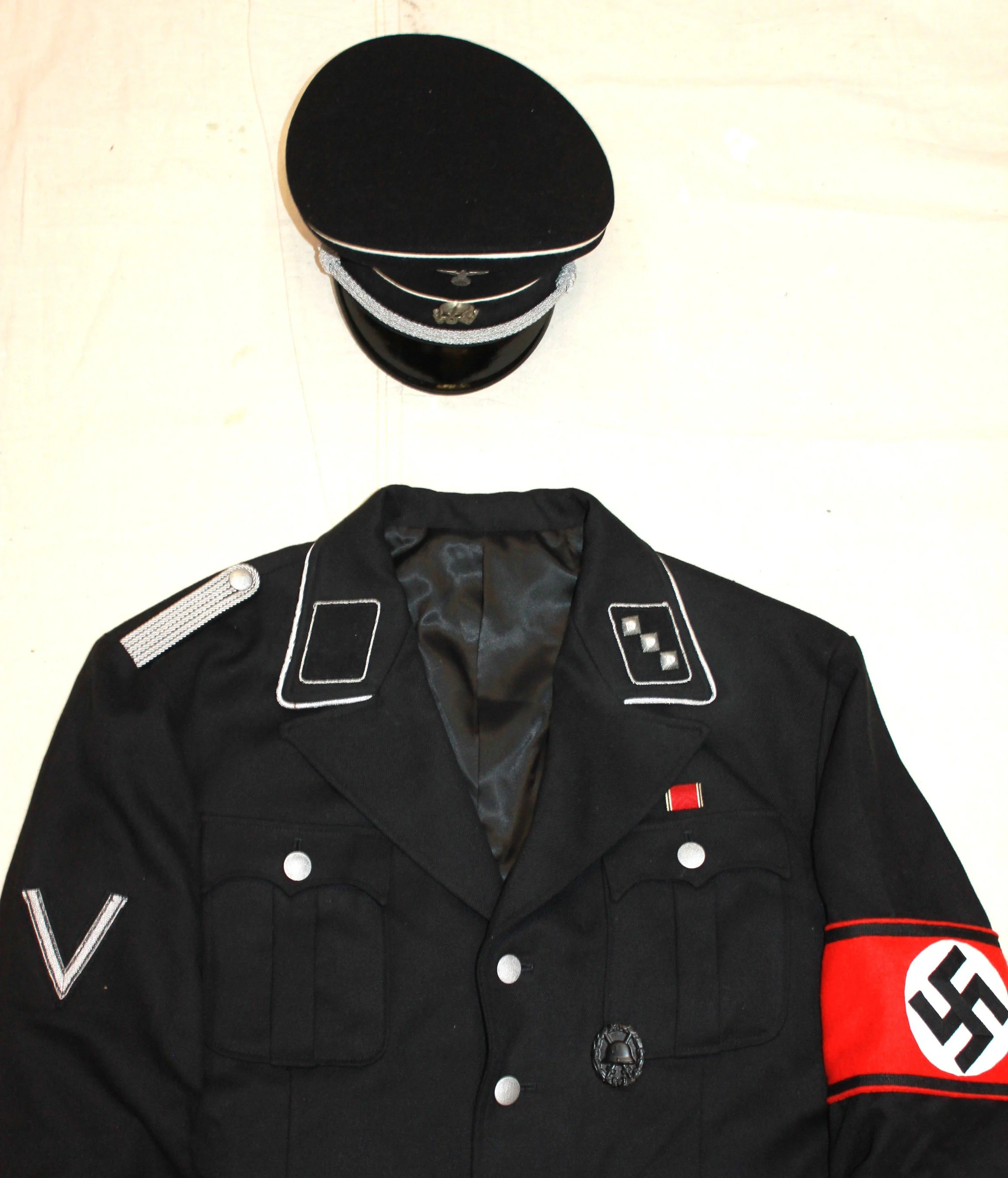 ‘SD’ Sicherheitsdienst (Security-Police): — The Military Mark