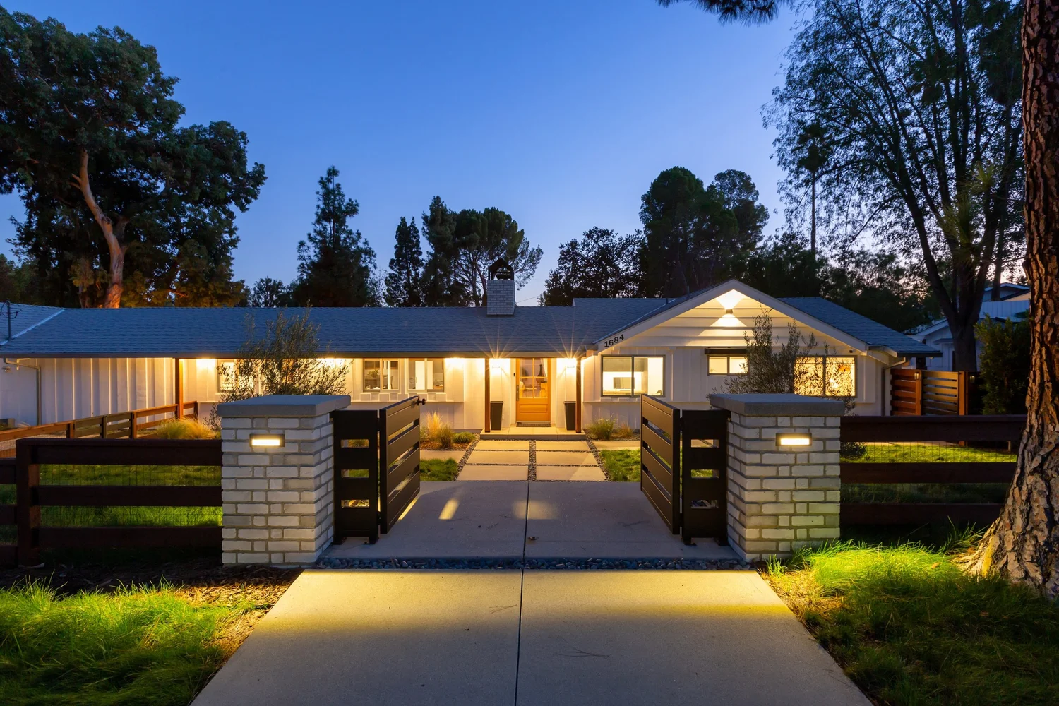 Mackey Construction & Restoration