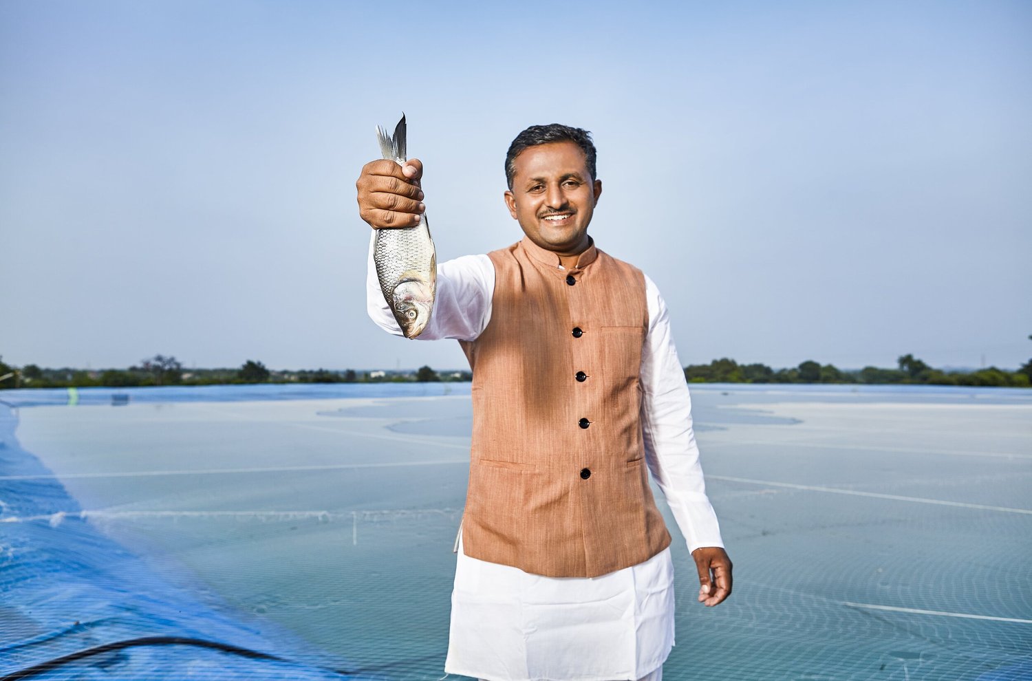 Avana: Kisan Sukhi Bhava