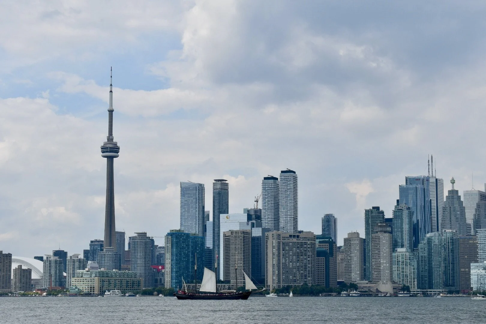 The Best Ways to Explore Toronto in Summer — The Long Term Travellers