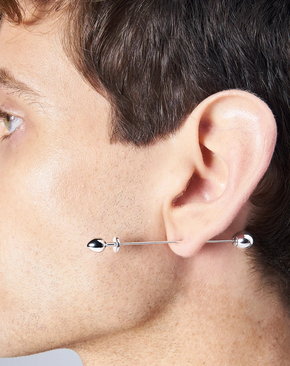 Prince Albert Earring Platinum — KISKA LAB
