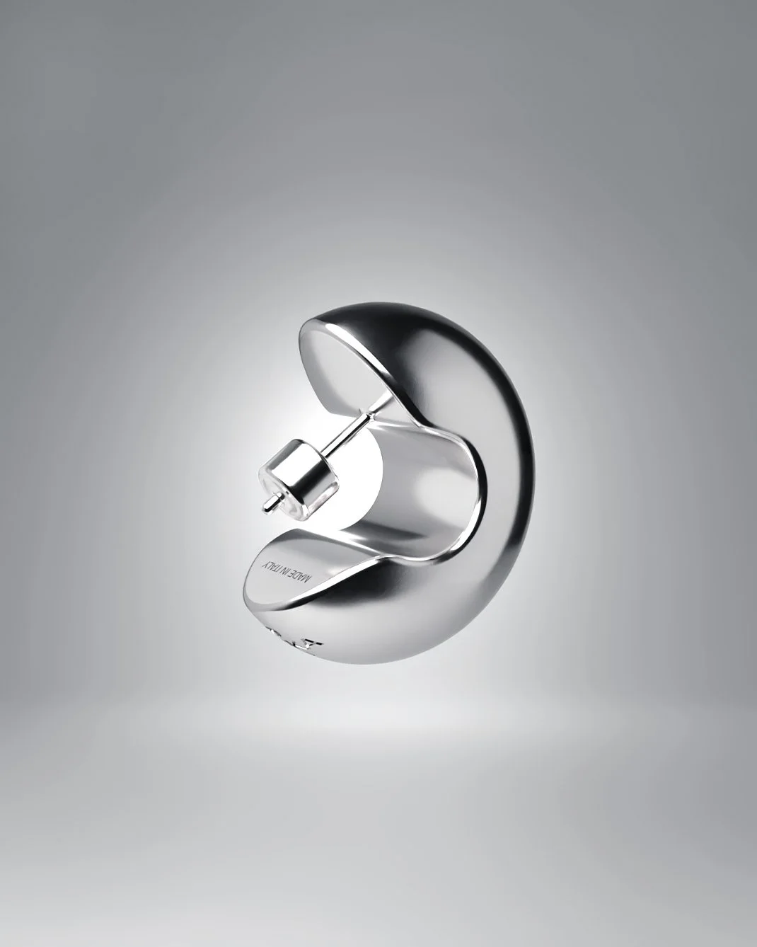 Prince Albert Earring Platinum — KISKA LAB