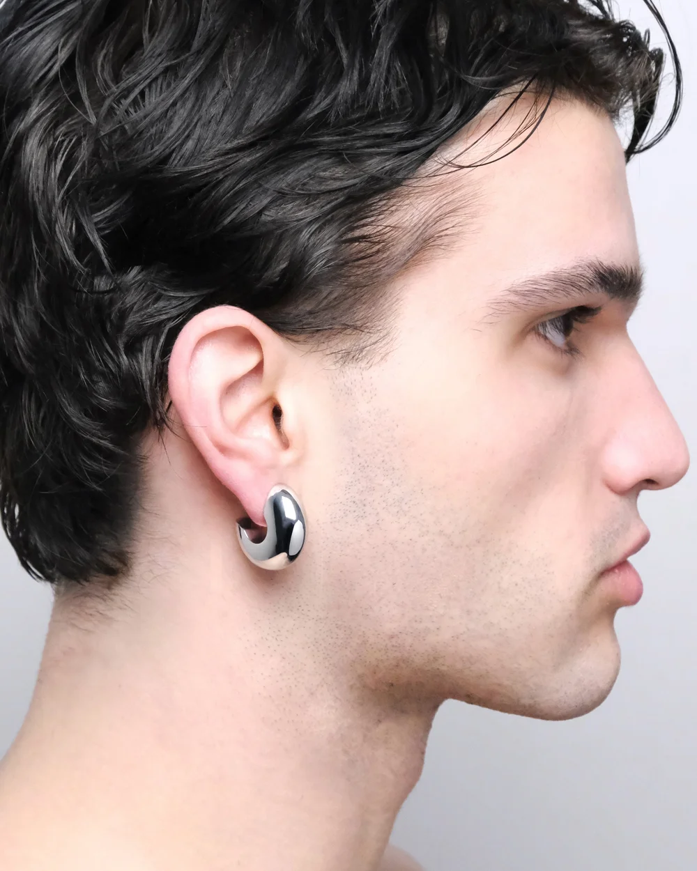 Prince Albert Earring Platinum — KISKA LAB