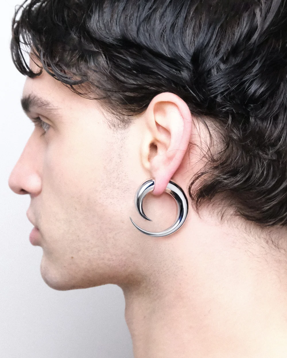 Prince Albert Earring Platinum — KISKA LAB