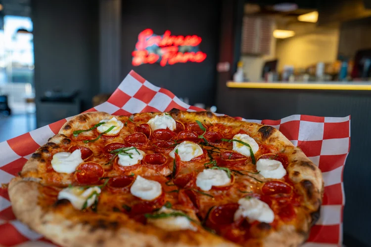 -- Tempe — Cascadia Pizza Co.