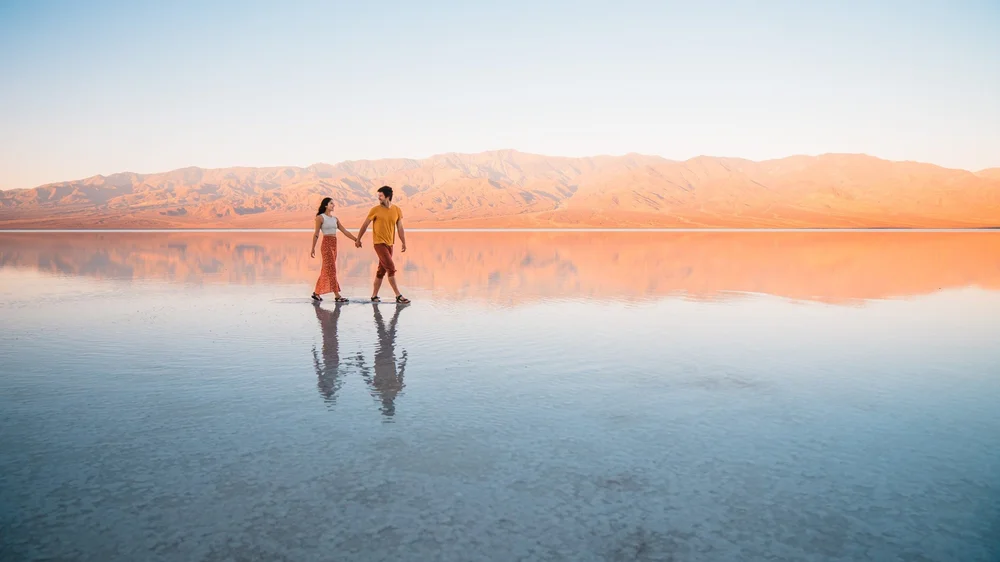 Badwater Basin Death Valley: How to Visit the Rare Temporary Lake ...