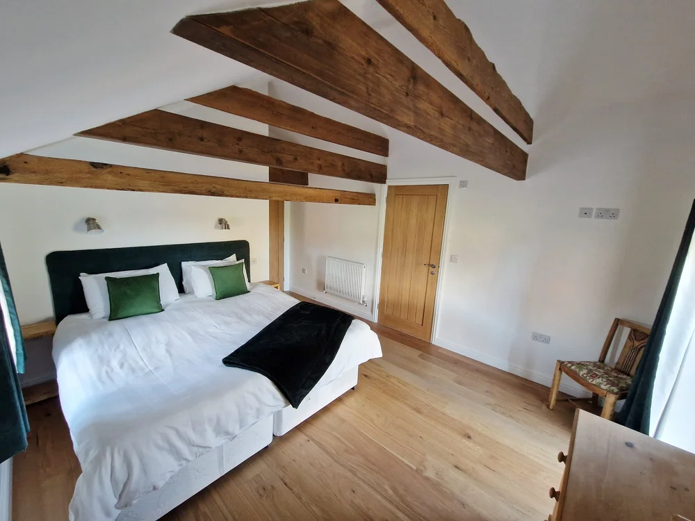 The Hayloft, stunning barn accommodation, sleeps 6, group accommodation ...