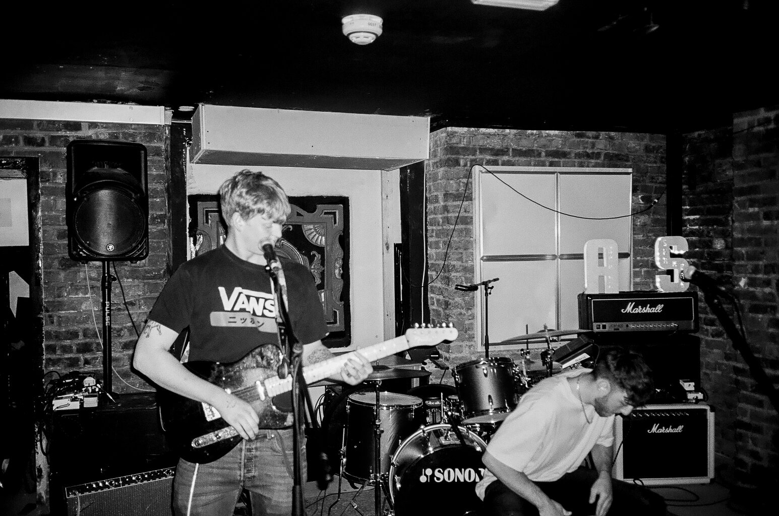 Splitting Edges | Official Site