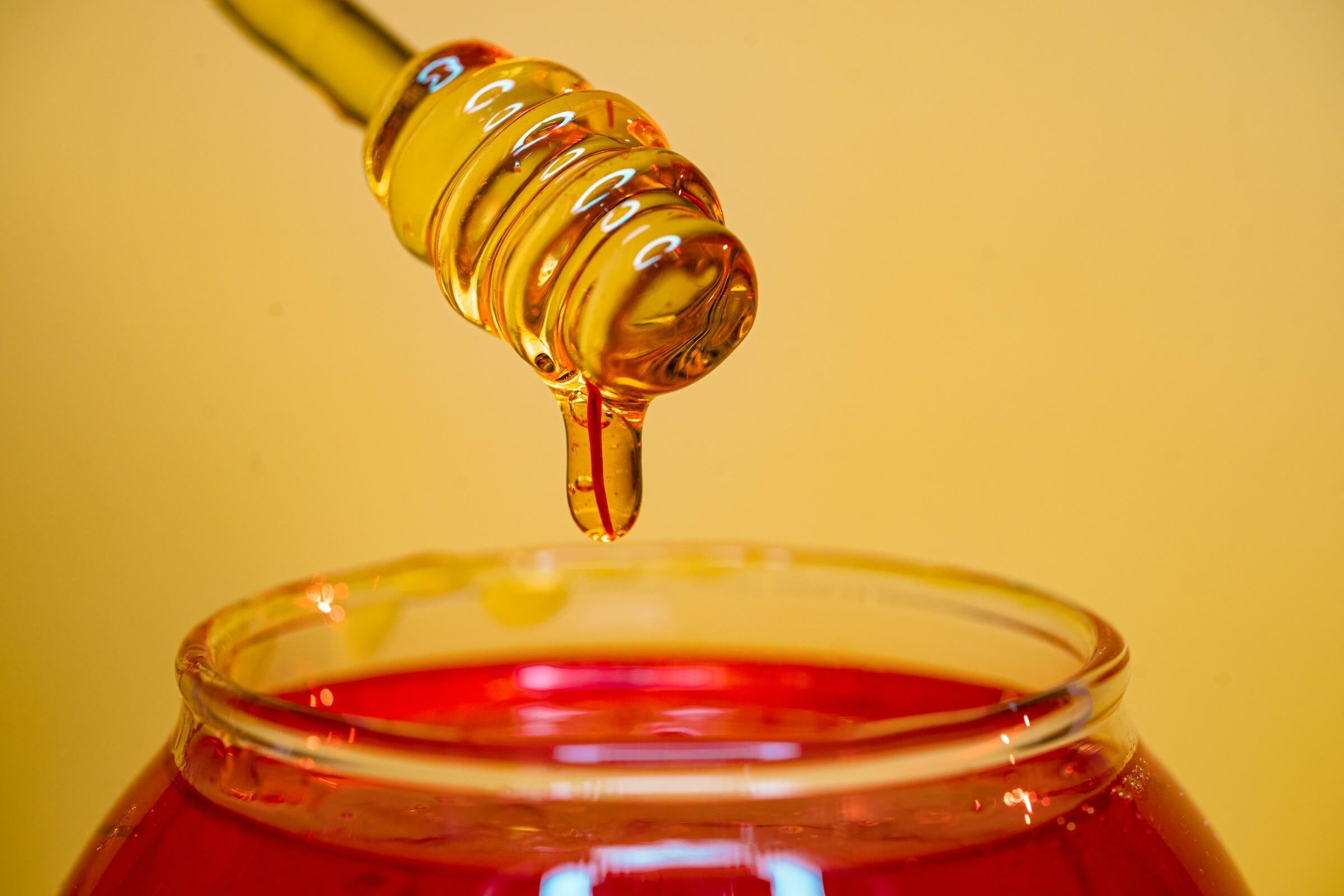Honey Chocolates: Why Chocolatiers Can’t Resist Honey | The Chocolate ...