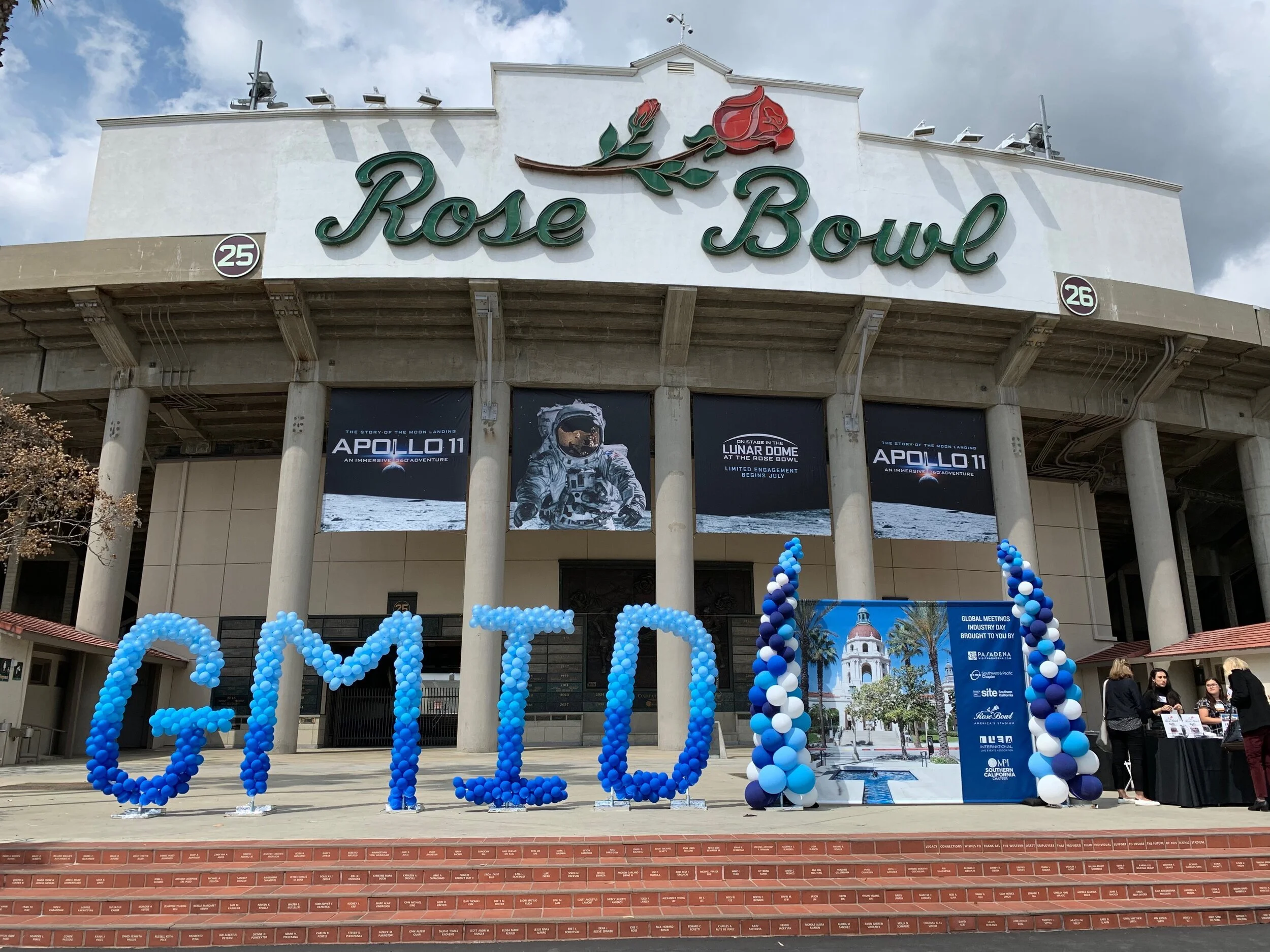 Rose Bowl Stadium Logo