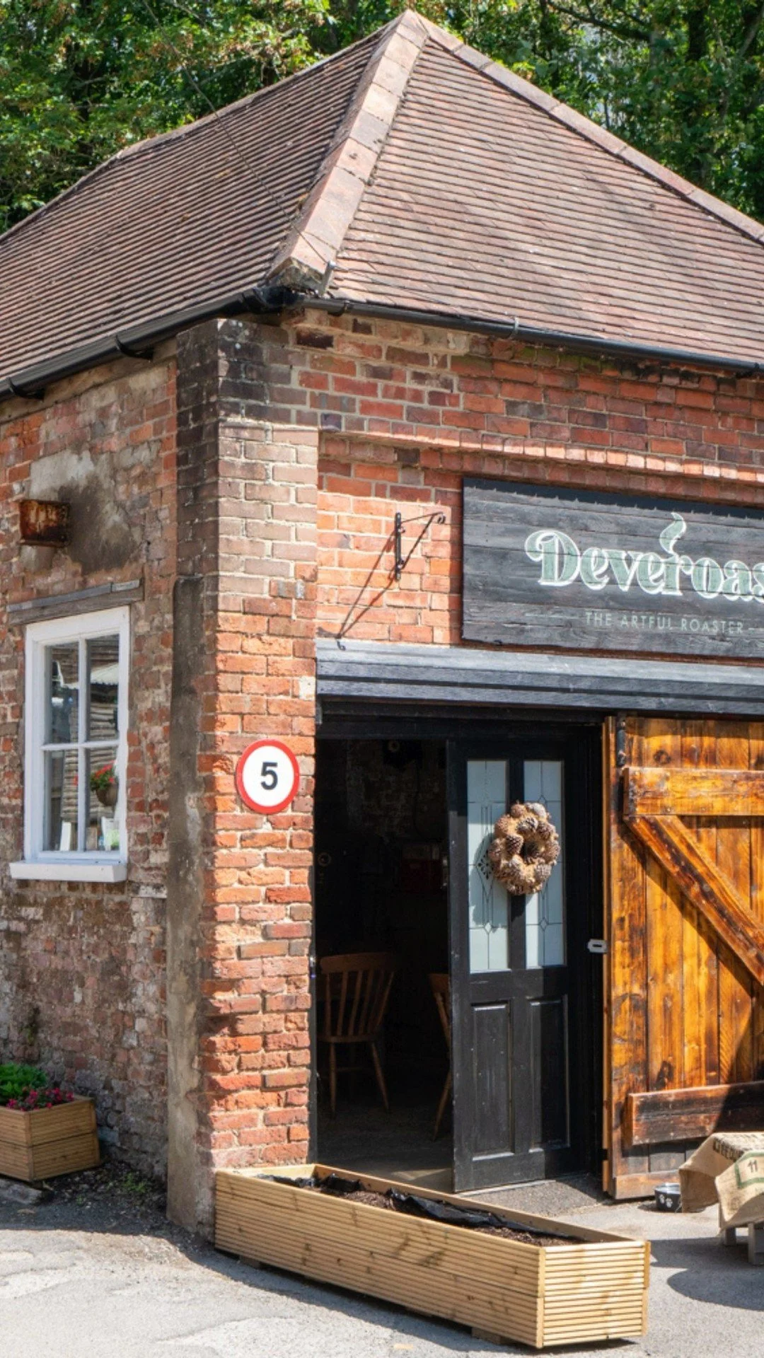 Coffee House — Deveroast Coffee