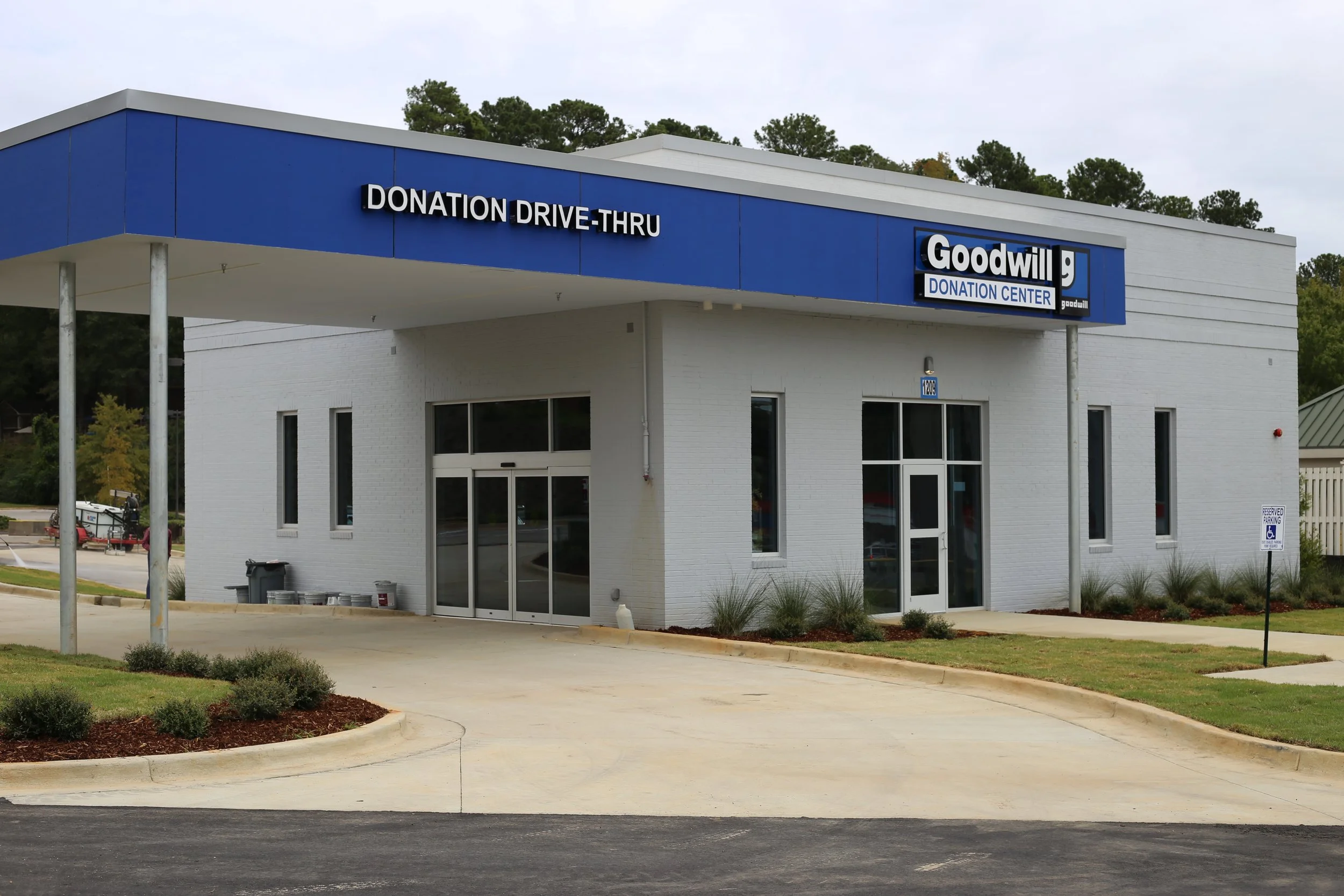 Attended Donation Centers: A Cleaner Way to Donate — Alabama Goodwill ...