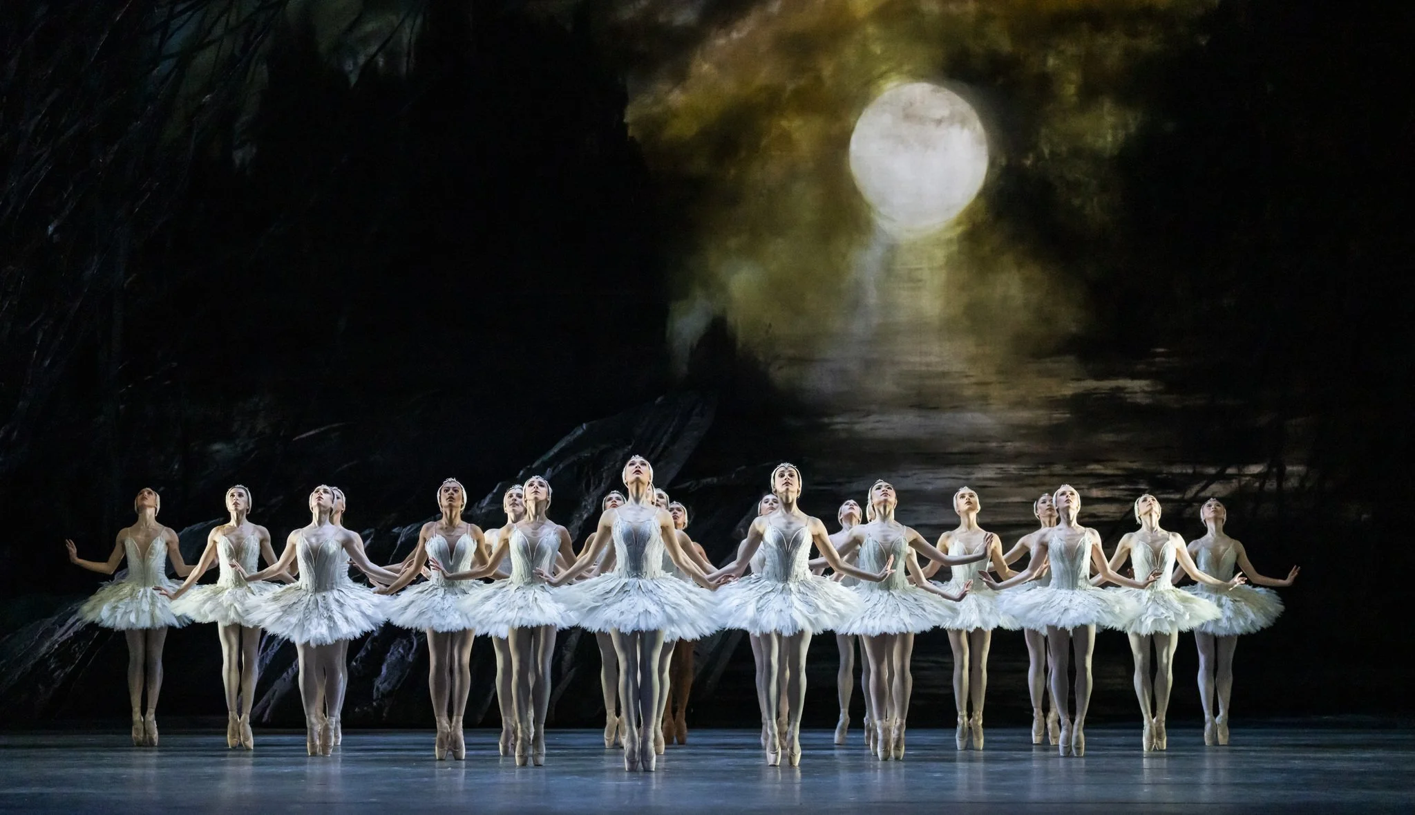 Swan Lake (The Royal Ballet) ROH Live Revival — Leconfield Hall Petworth