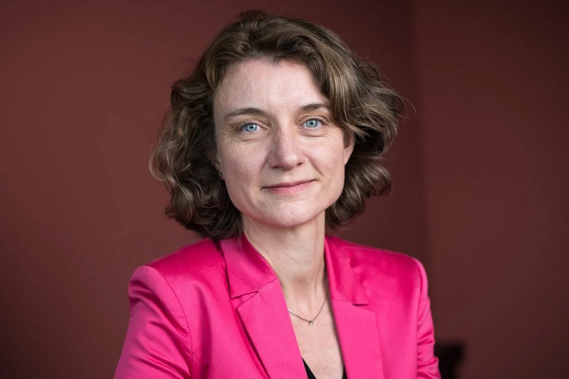 About — Daniela Schwarzer