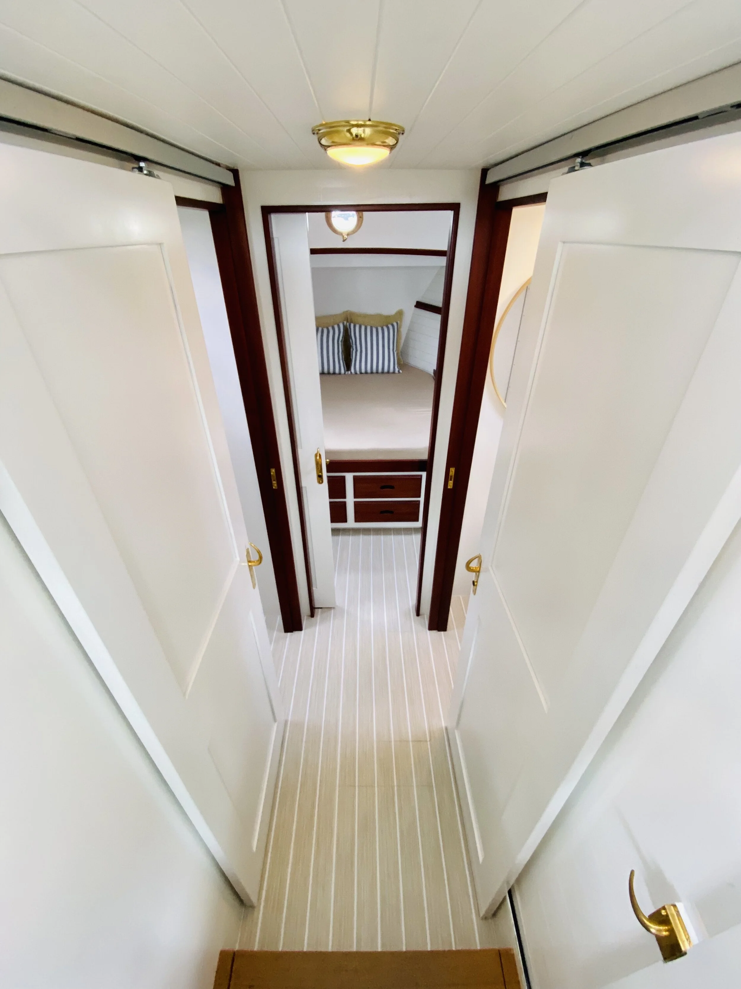 MR54' Pretti Rose — Newport Yacht Builders