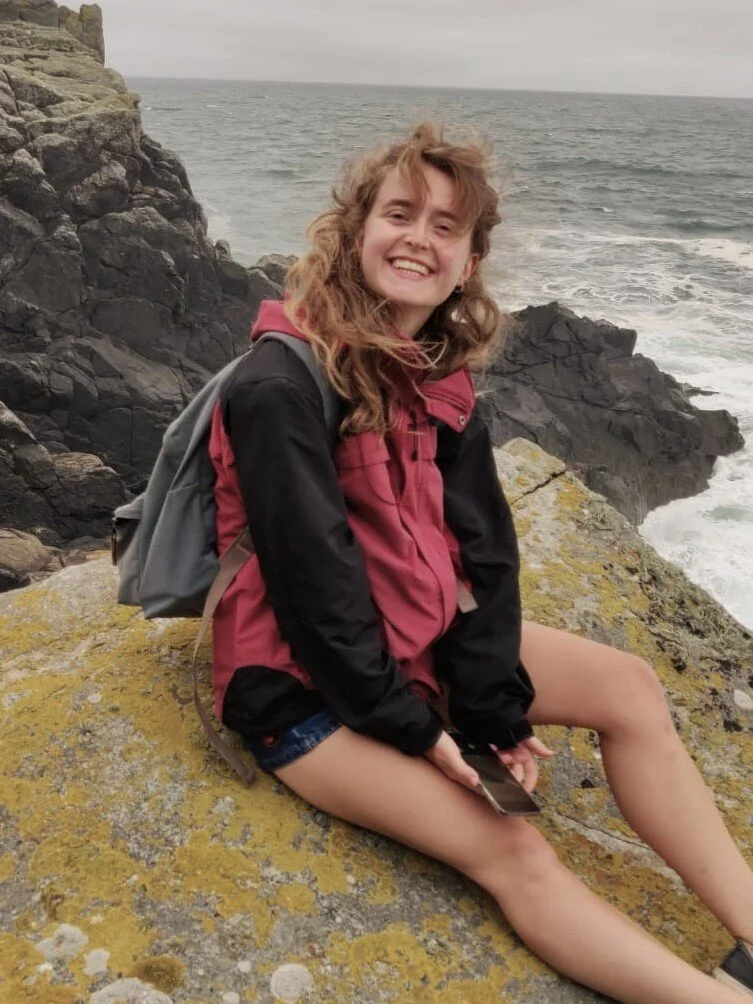 About — Anna Harris