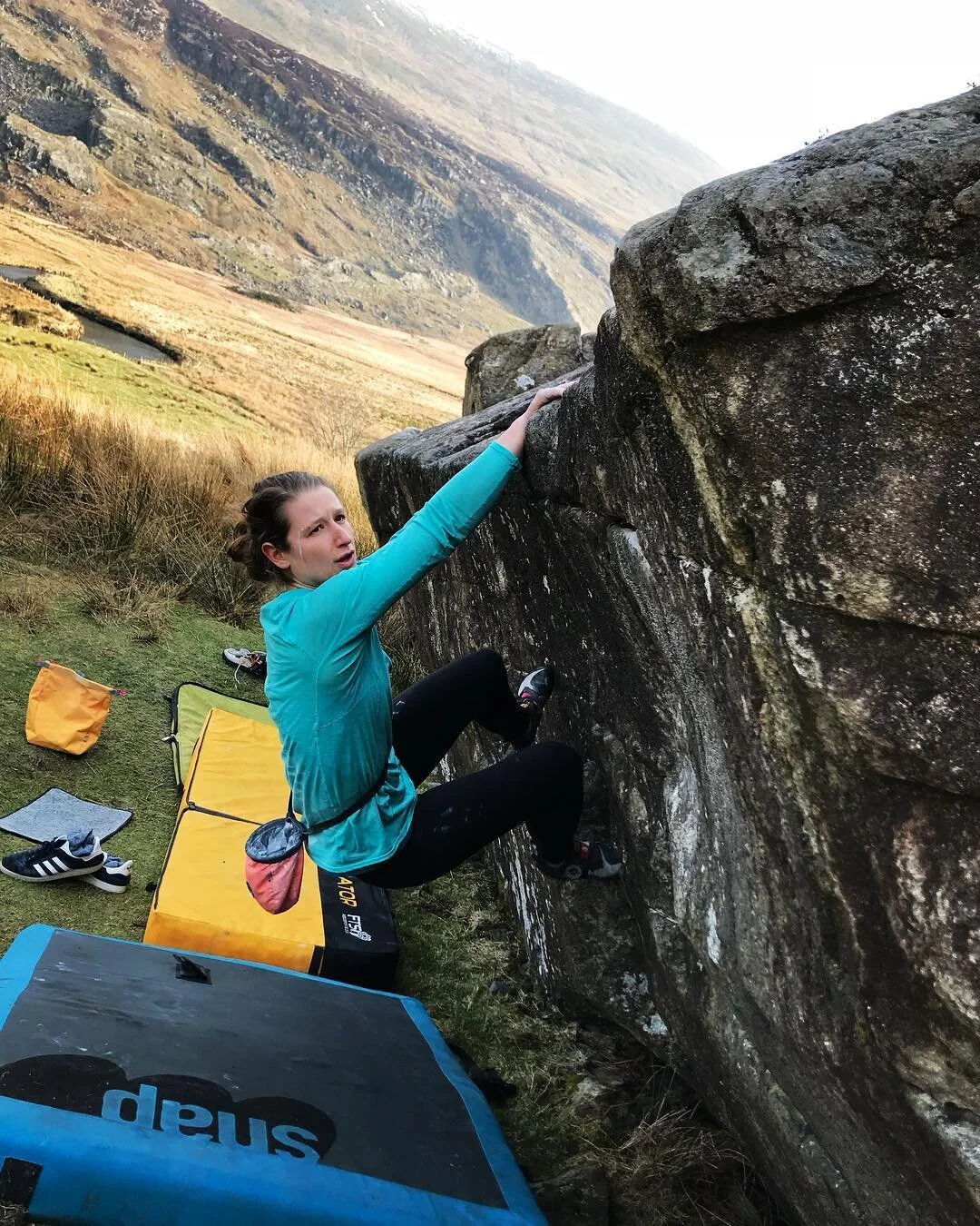 Introduction to outdoor bouldering — Peak Lines