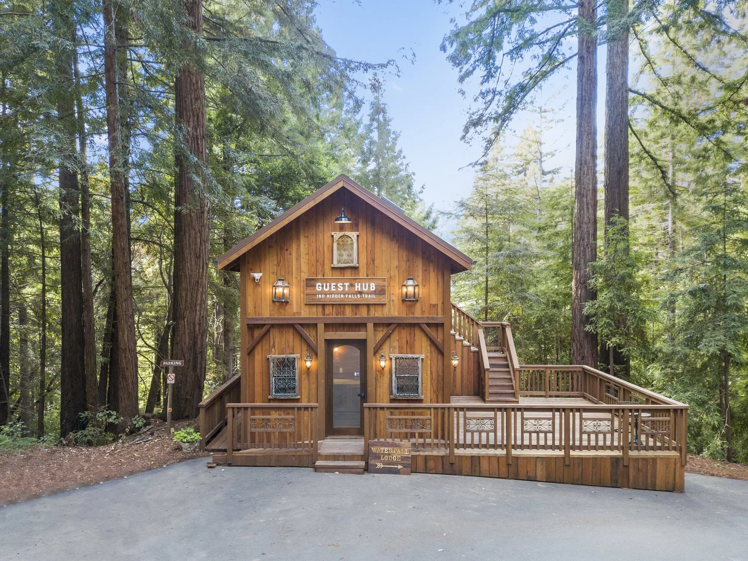 Virtual Tour • Waterfall Lodge & Retreat: Laid-back, luxury event ...