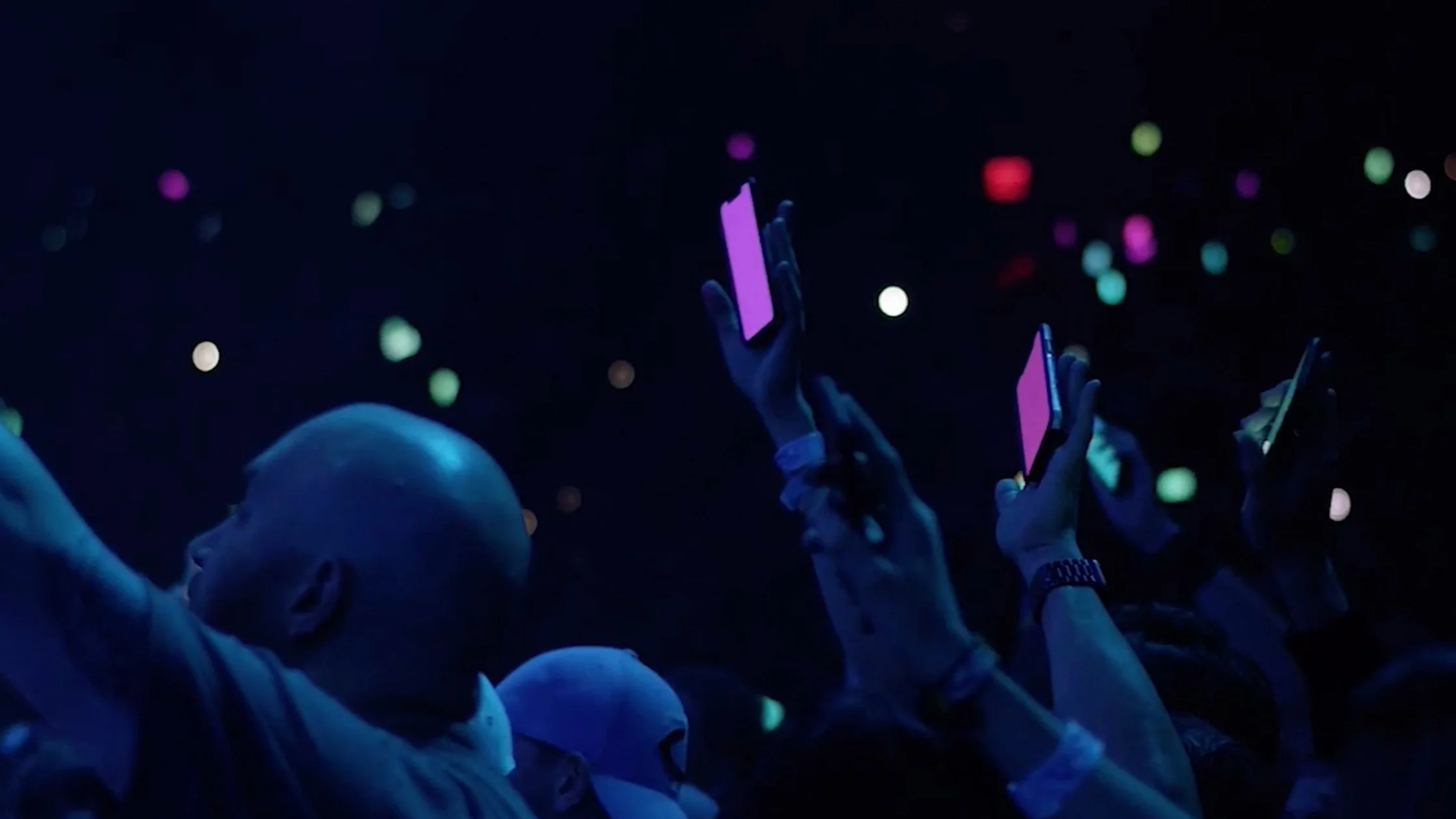 CrowdGlow - Create amazing phone light shows