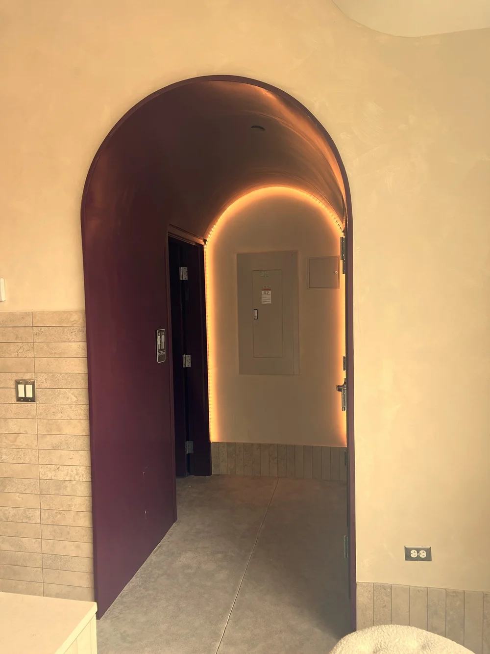 Private Commercial Construction — Ellipsis Construction