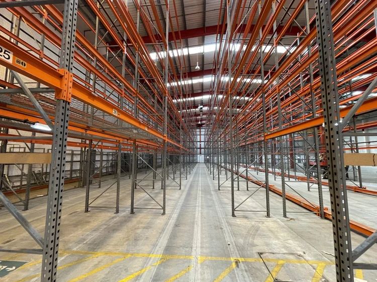 We sell used racking and mezzanine floors | Rackway