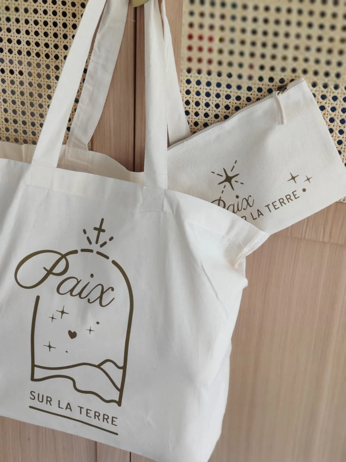 Sac fourre-tout en toile jean sérigraphie corail Haut les coeurs — Haut ...