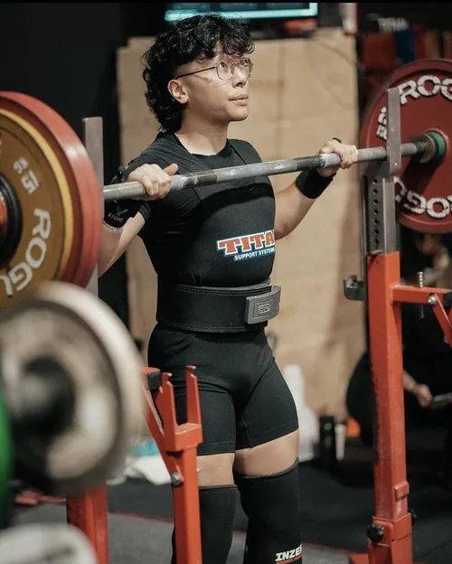 High Bar Vs. Low Bar Squats | IRONSIDE TRAINING GYM