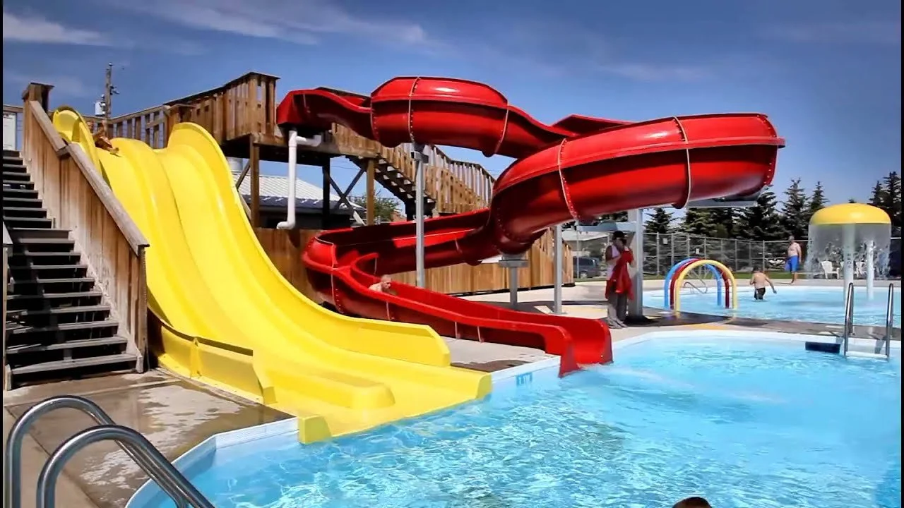 Best Alberta Outdoor Waterparks and Pools