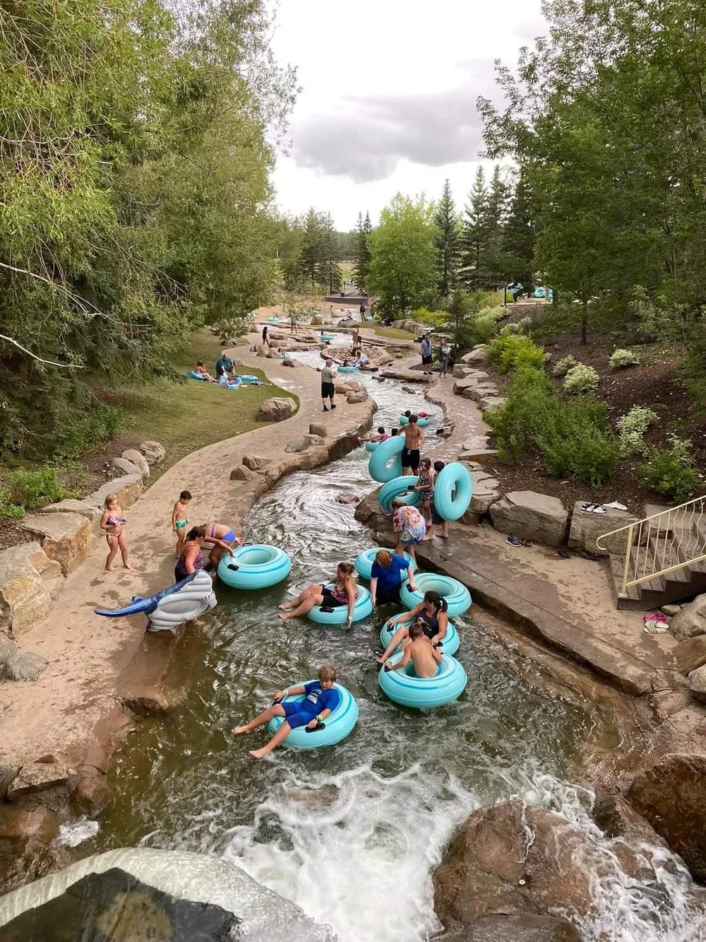 Best Alberta Beaches and Lakes Near Edmonton