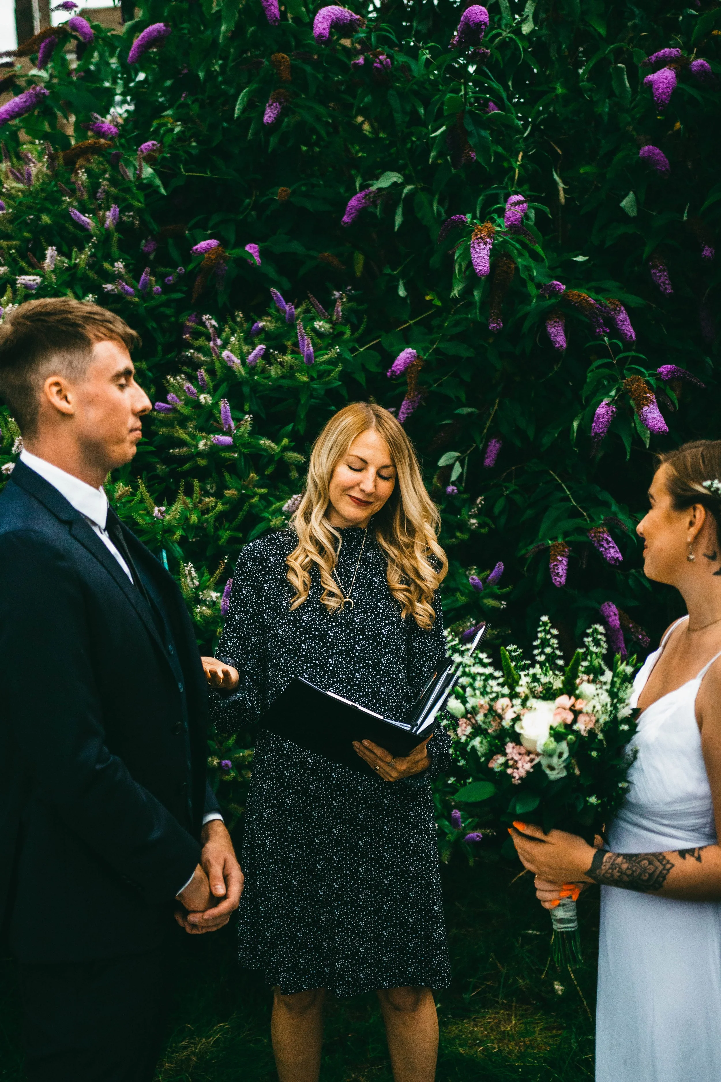 London Wedding Celebrant: Roxy Celebrates Love