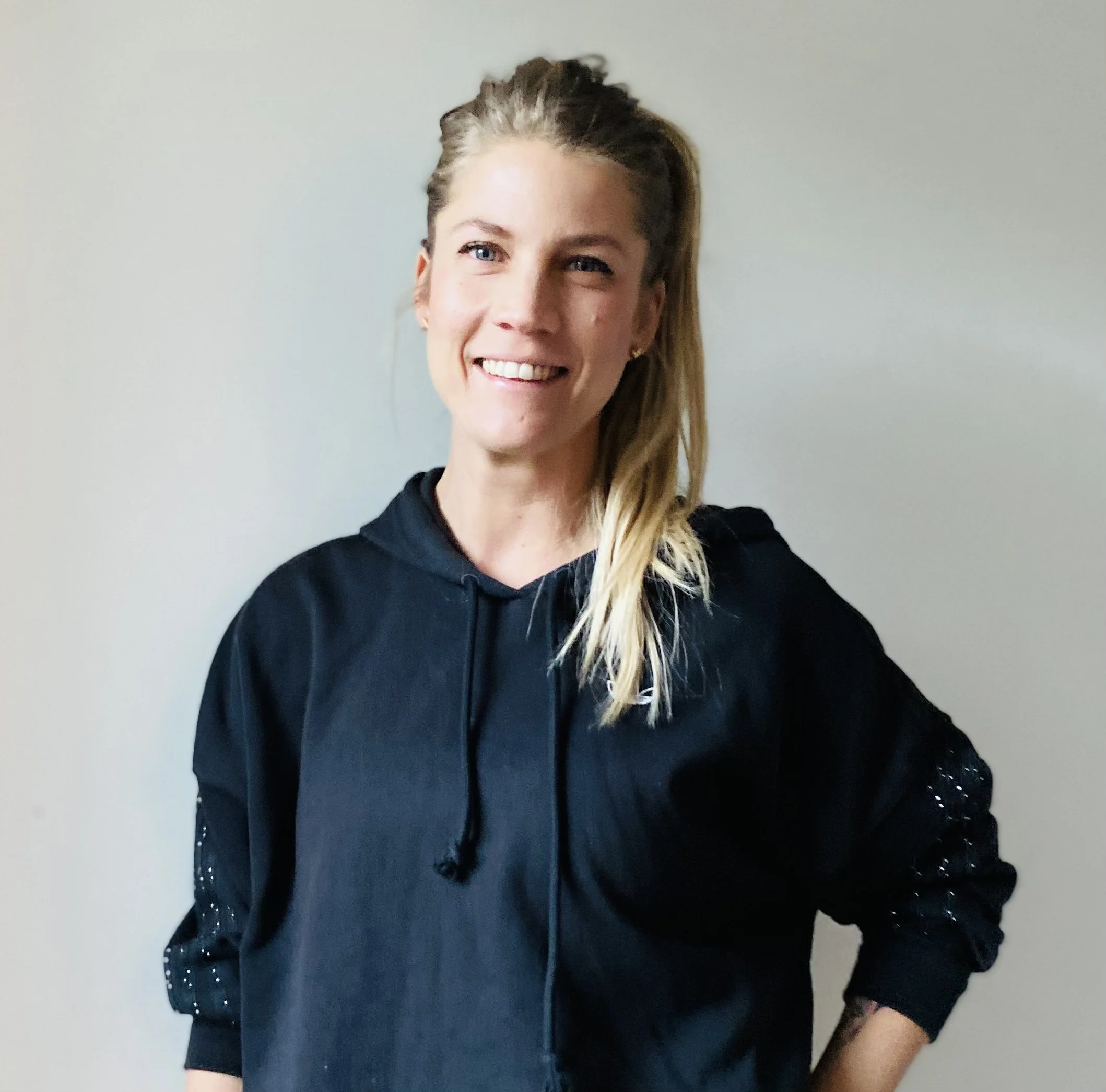 Malin Sund | Book Your Dance Workout — Lake Como Wellness