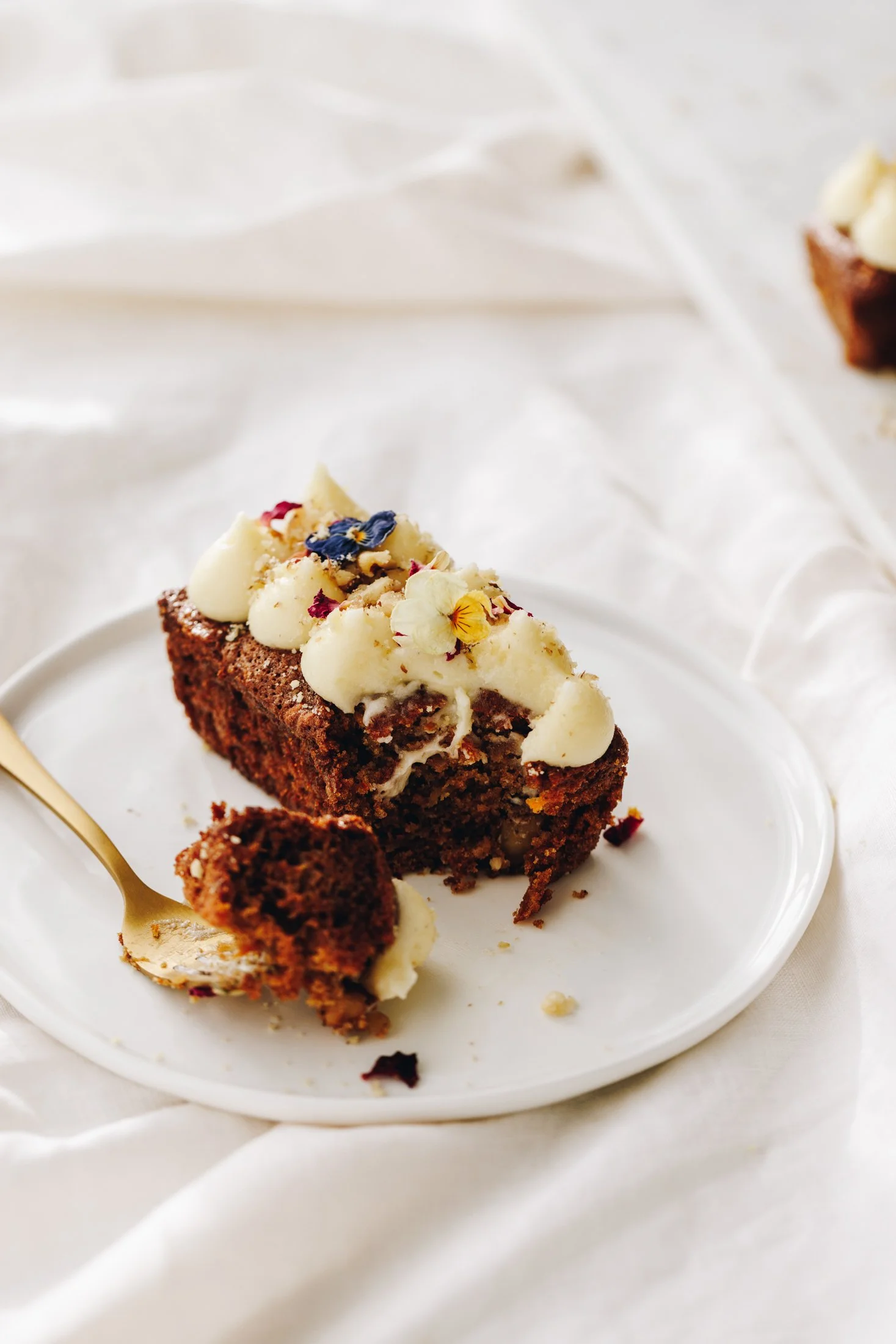 Mini Carrot Cakes with Cream Cheese Frosting — The Sarah Project ...