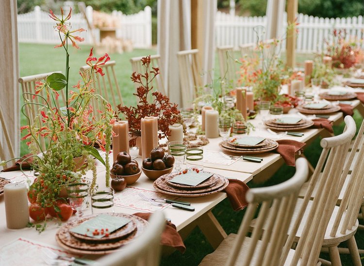 Gratitude Dinner with Tomato-Inspired Floral Design — MIHO