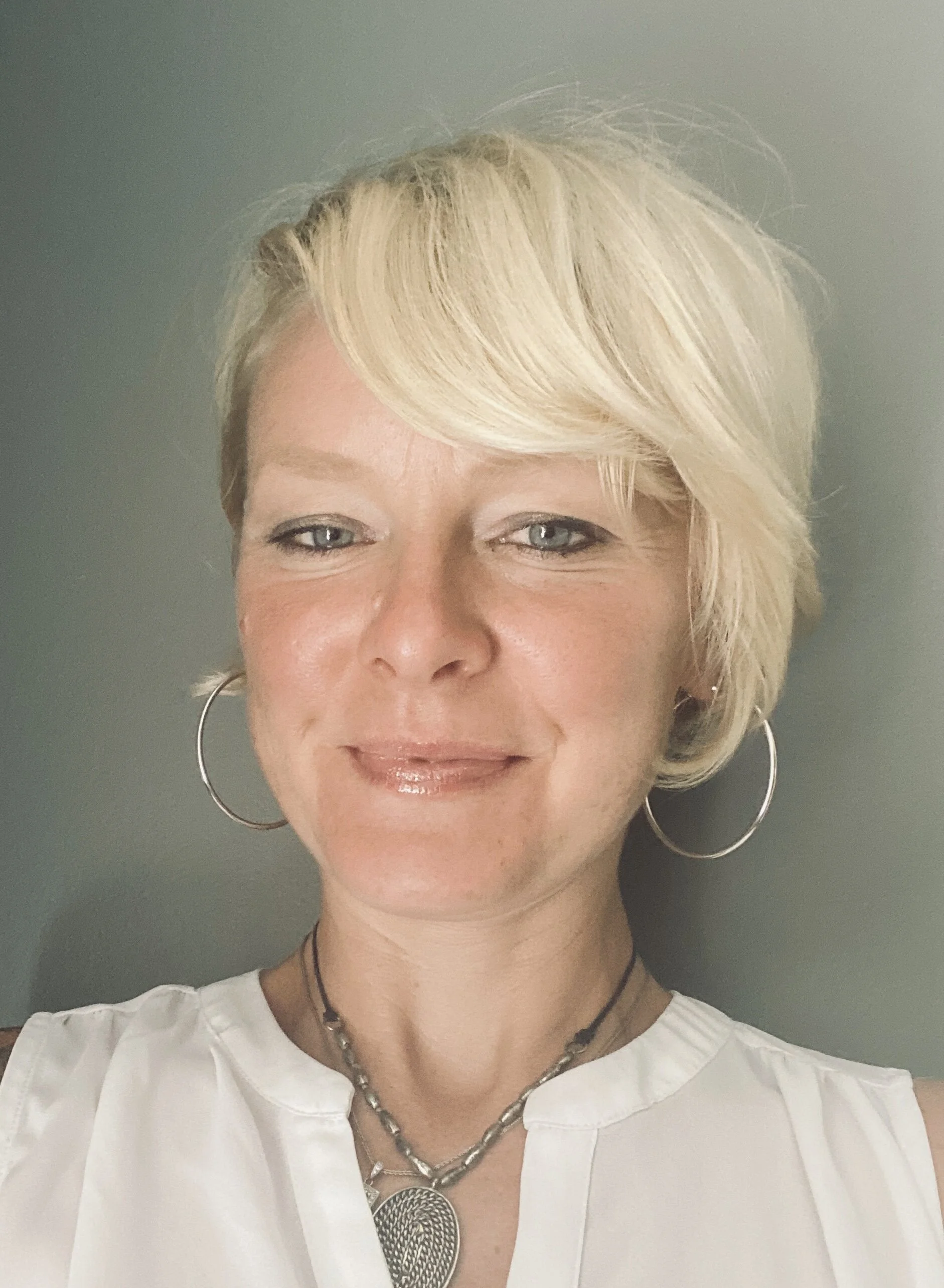 About — Kelly Lewis Counseling & Healing