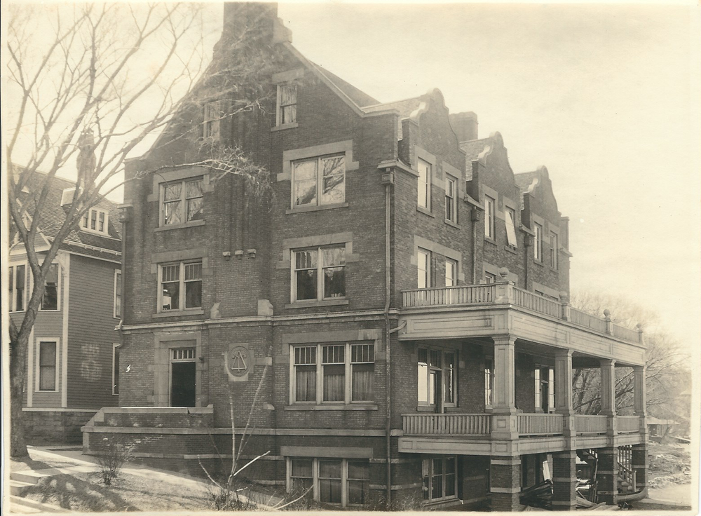 House Photos — Delta Upsilon