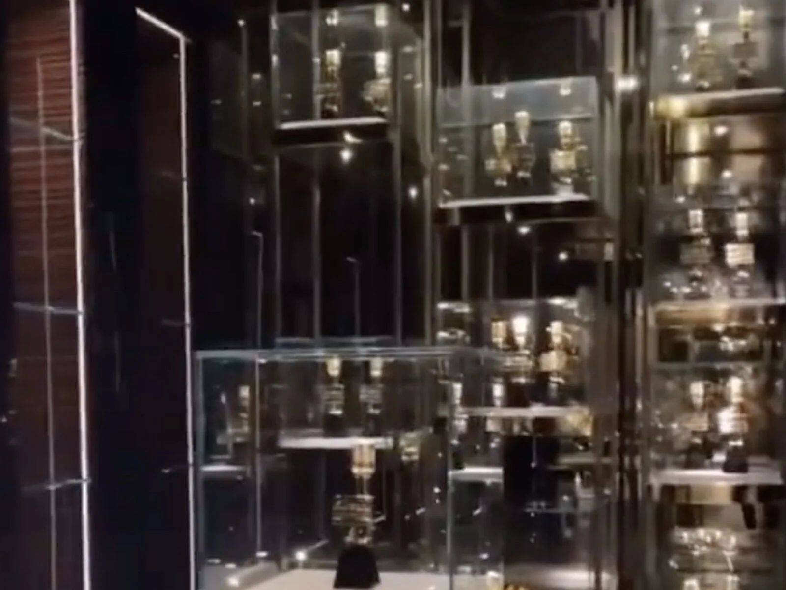 YK Osiris' life just changed after entering Drake's trophy room ...