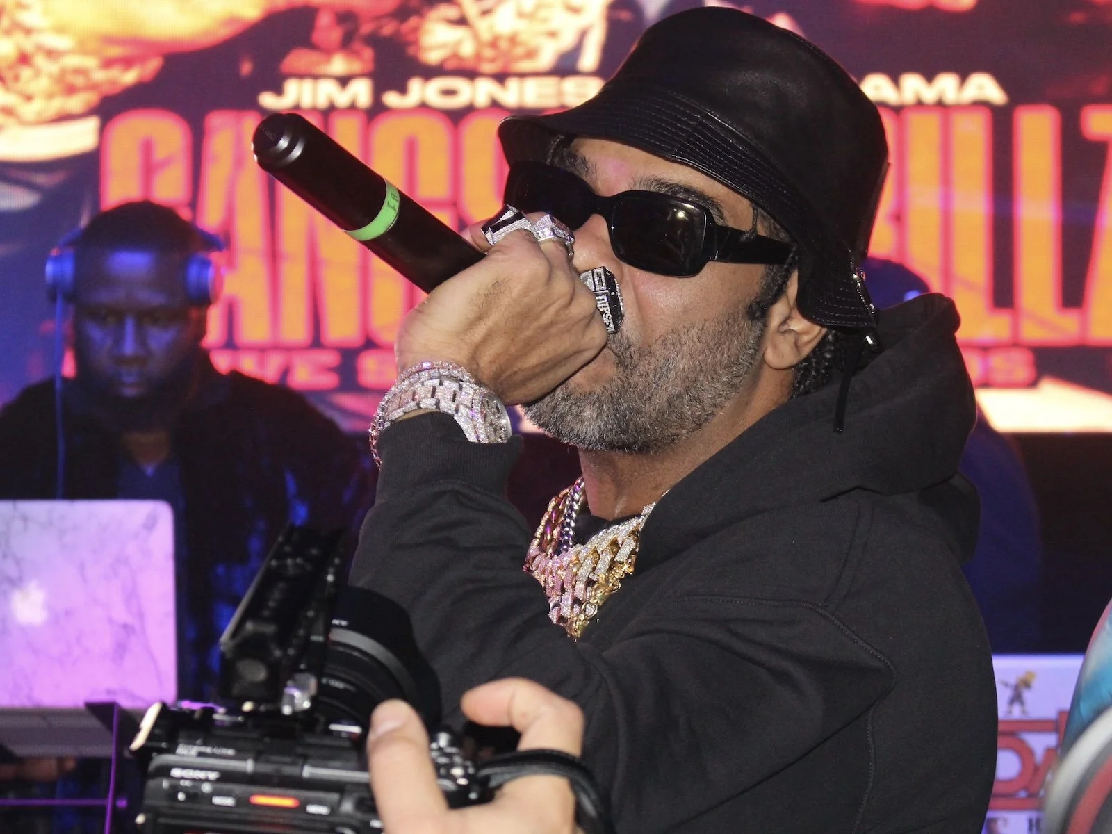 Jim Jones threw an epic 'Gangsta Grillz' party last night to celebrate ...